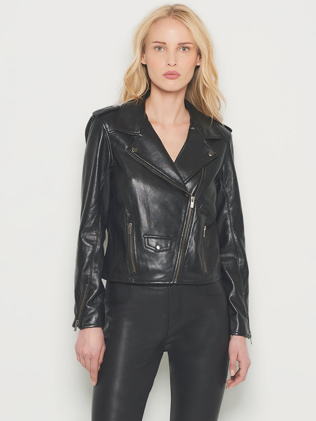 RECYCLED LEATHER COLLECTION – AS by DF
